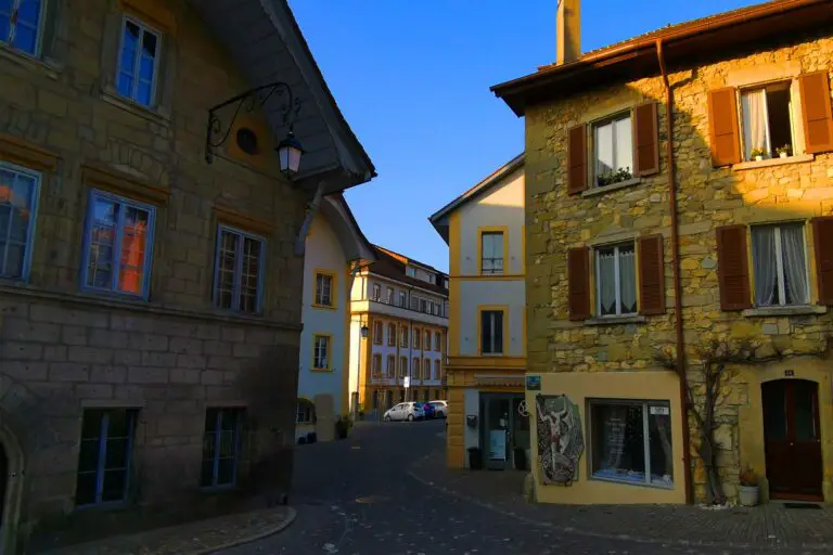Estavayer-le-Lac Guide | Switzerlandbylocals