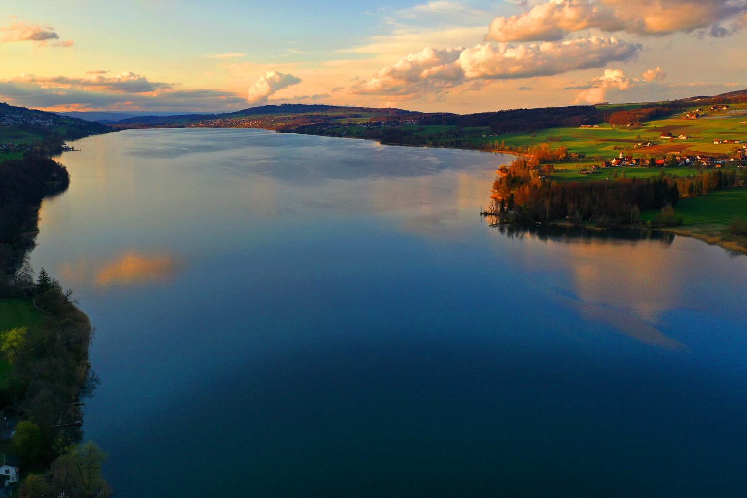 Lake Hallwil Guide: Best hiking tips, restaurants, hotels & activities