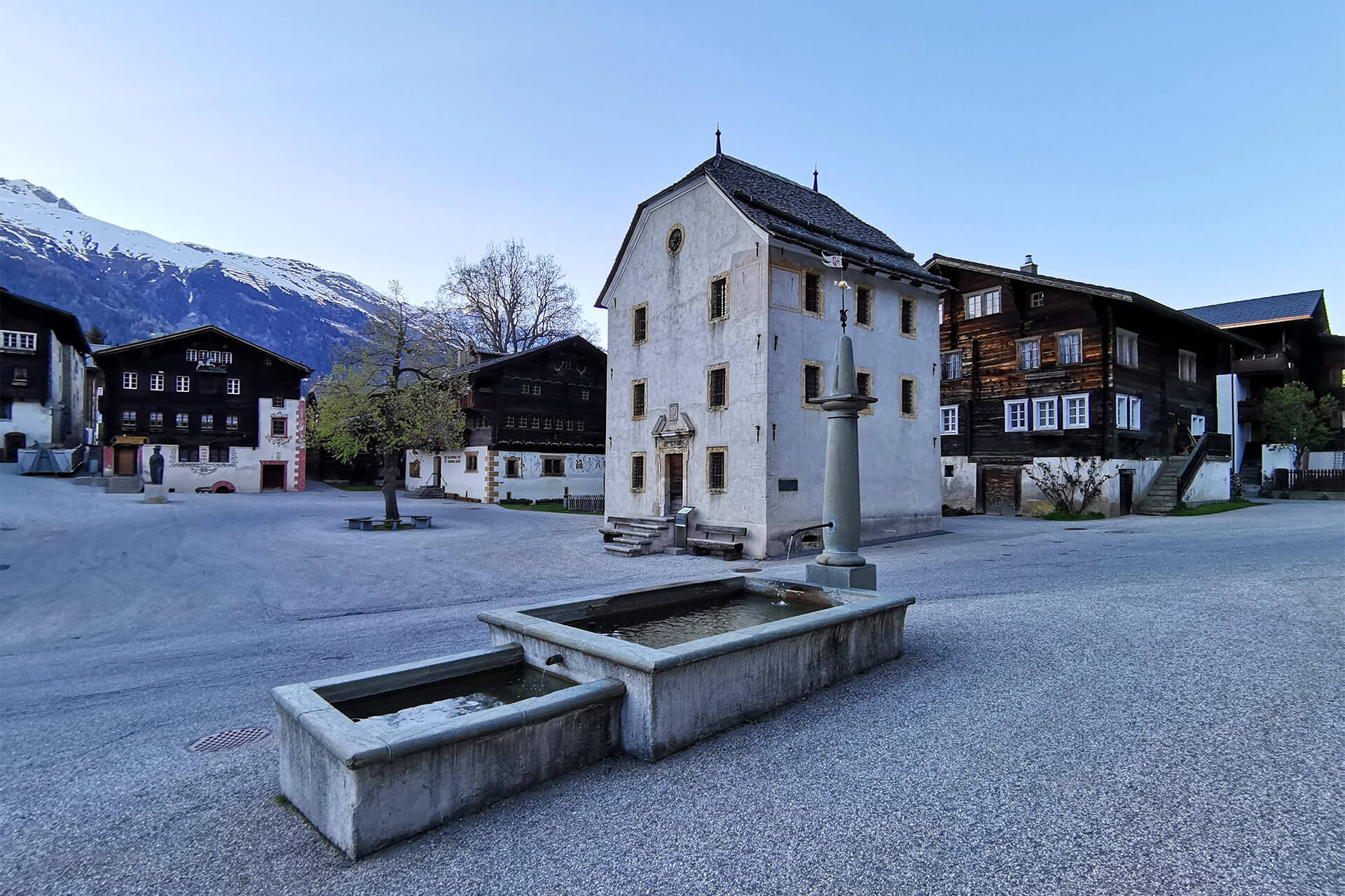 Grand Tour of Switzerland: 12 TOP Hidden Gems