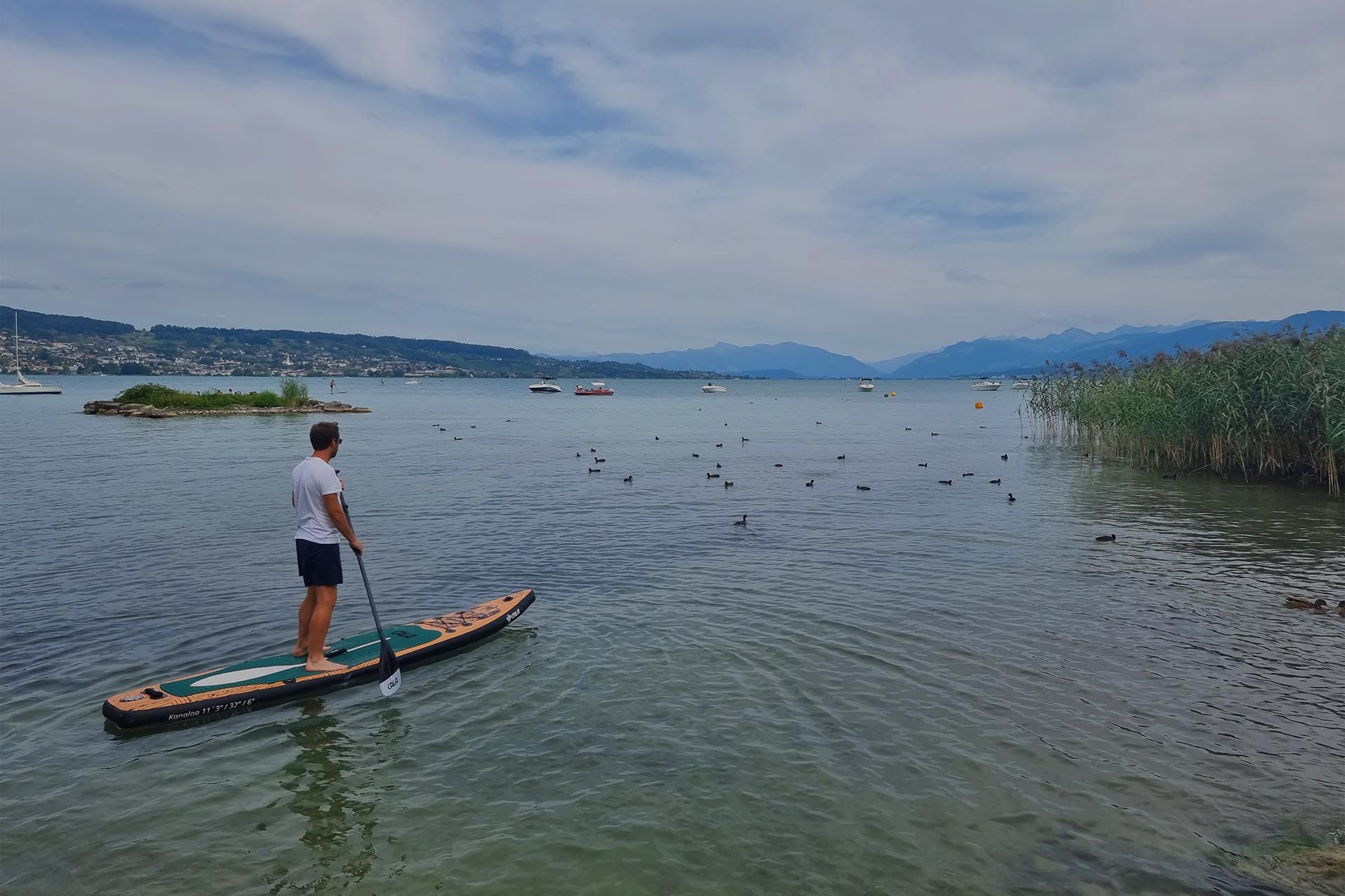 Die 14 schönsten Stand-Up-Paddling-Seen der Schweiz (SUP)
