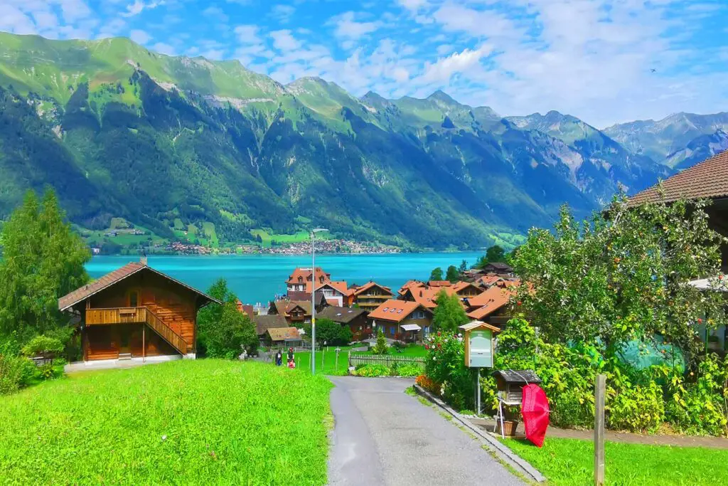 Brienzersee: Die 5 SCHÖNSTEN Orte rund um den Schweizer See