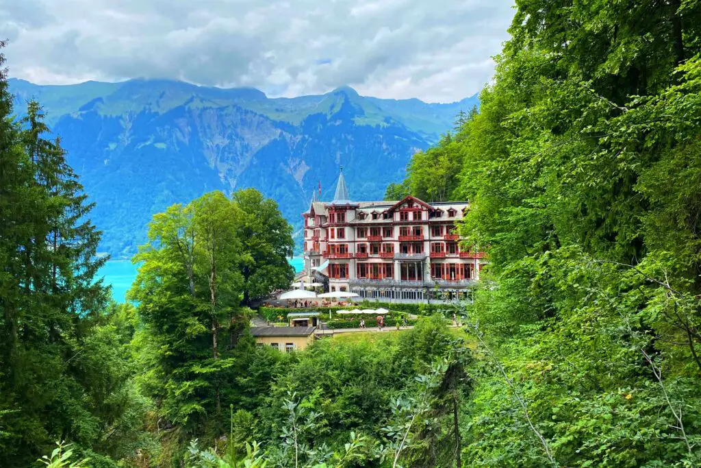 Le lac de Brienz : Les 5 PLUS BEAUX endroits autour du lac suisse ...